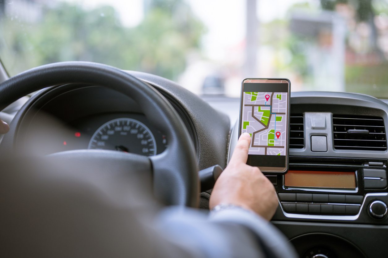 14 Gadgets To Get The Most Out Of Your Cell Phone In The Car - SureCall