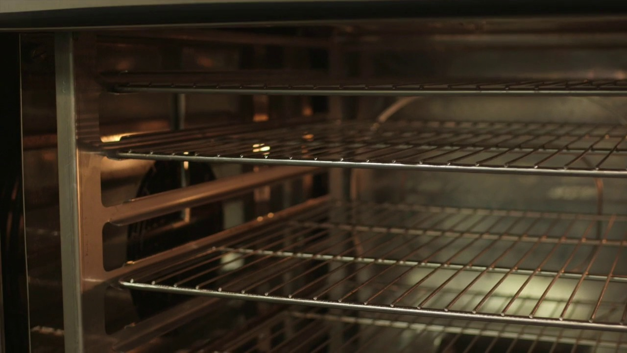 Video Overview | Cleveland Convotherm Combi Oven Steamer - Prima Supply