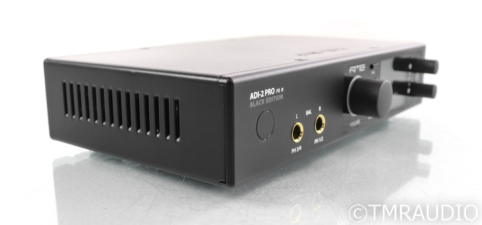RME ADI-2 Pro FS R Black Edition DAC; D/A Converter; Black - The Music Room