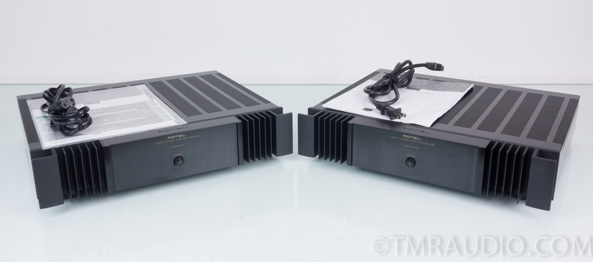 Rotel RB-1091 Class D Monoblock Amplifier Pair; 500 Watts / Channel ...