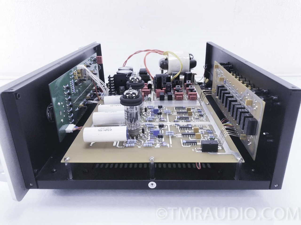 Audio Research LS17SE Tube Preamplifier; LS17 SE - The Music Room