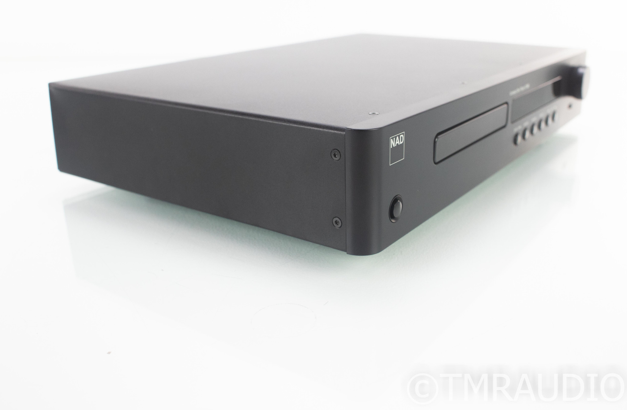 NAD C 568 CD Player; C568 - The Music Room