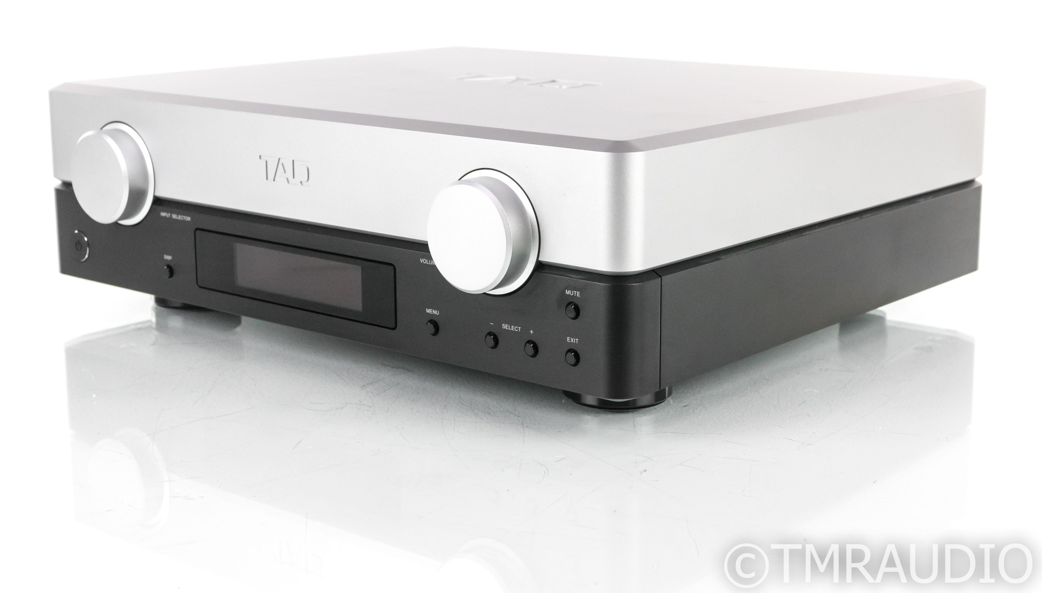 TAD C2000 Stereo Preamplifier; Remote; C-2000 - The Music Room