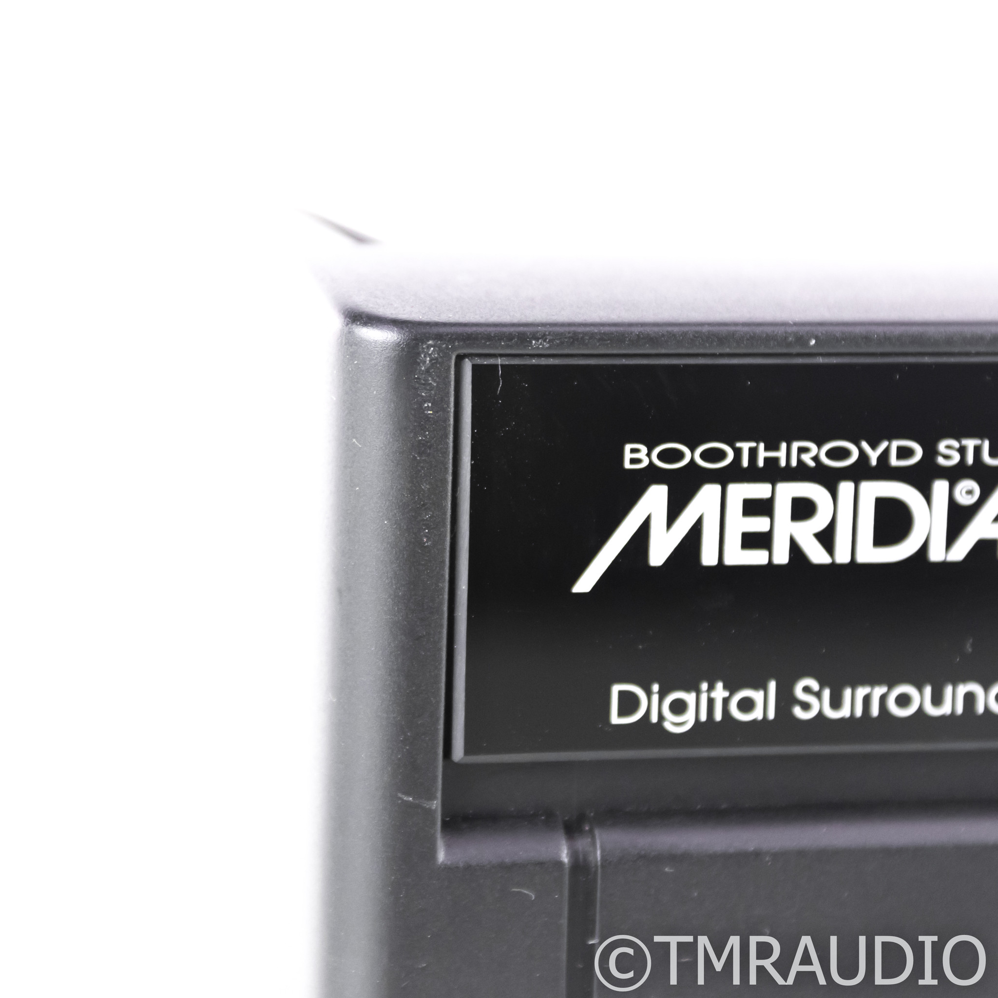 Meridian 565 Digital Surround Home Theater Processor - The Music Room