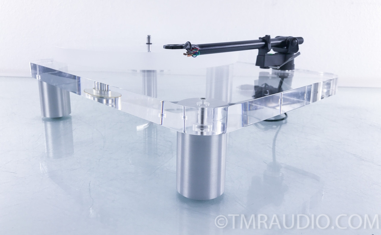 Basis 1400 Turntable; Rega RB250 Tonearm - The Music Room