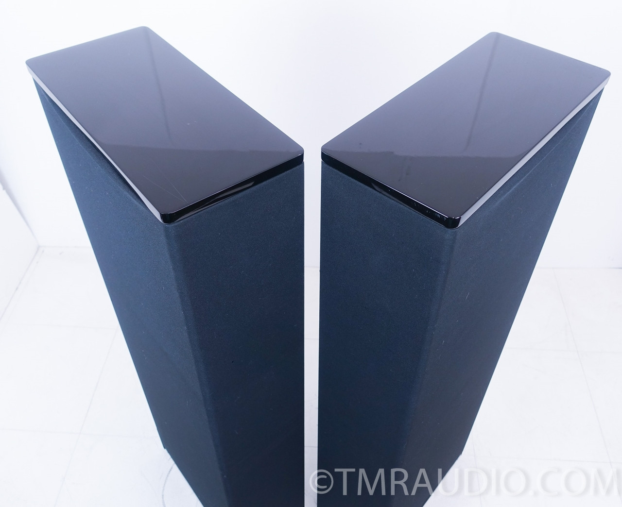 Definitive Technology BP3000 Floorstanding Speakers; Pair - The Music Room