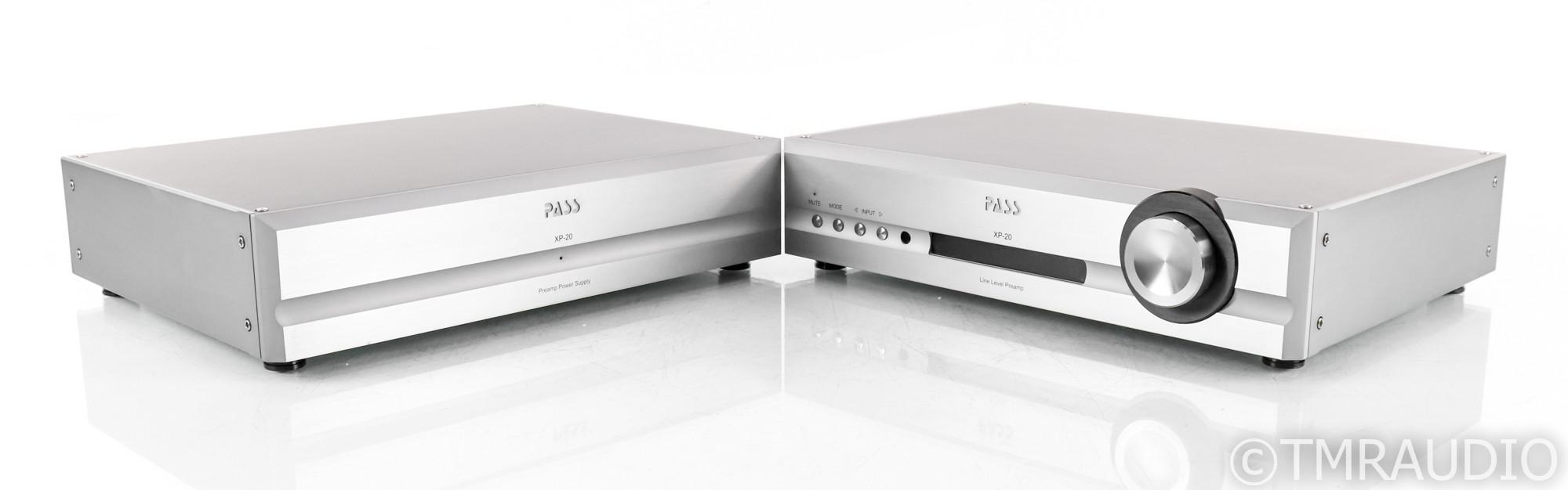 Pass Labs XP-20 Stereo Preamplifier; XP20; Remote - The Music Room