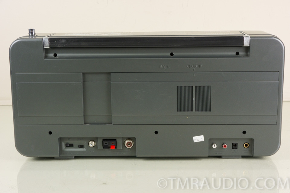 Grundig 800 Satellit Shortwave Radio / Receiver - The Music Room