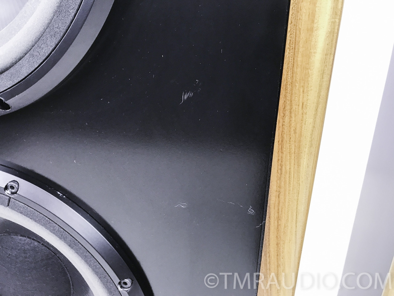 Infinity IRS Delta Floorstanding Speakers; Beautiful Pair - The Music Room