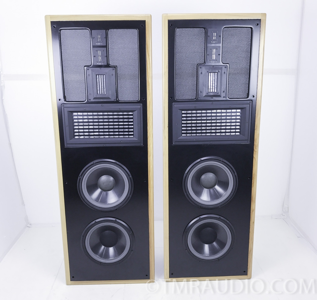 Infinity IRS Delta Floorstanding Speakers; Beautiful Pair - The Music Room