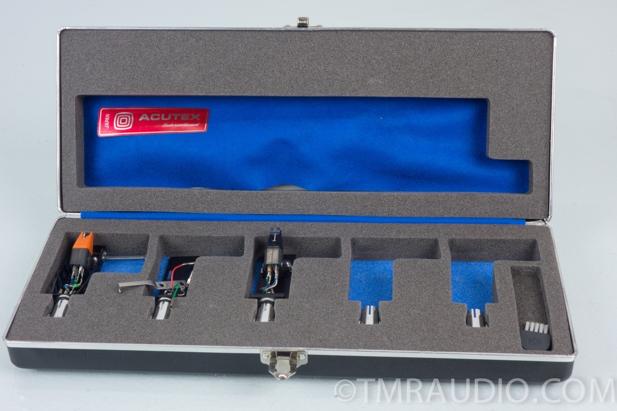 Acutex Headshells & Cartridges in Hardshell Carry Case - The Music Room