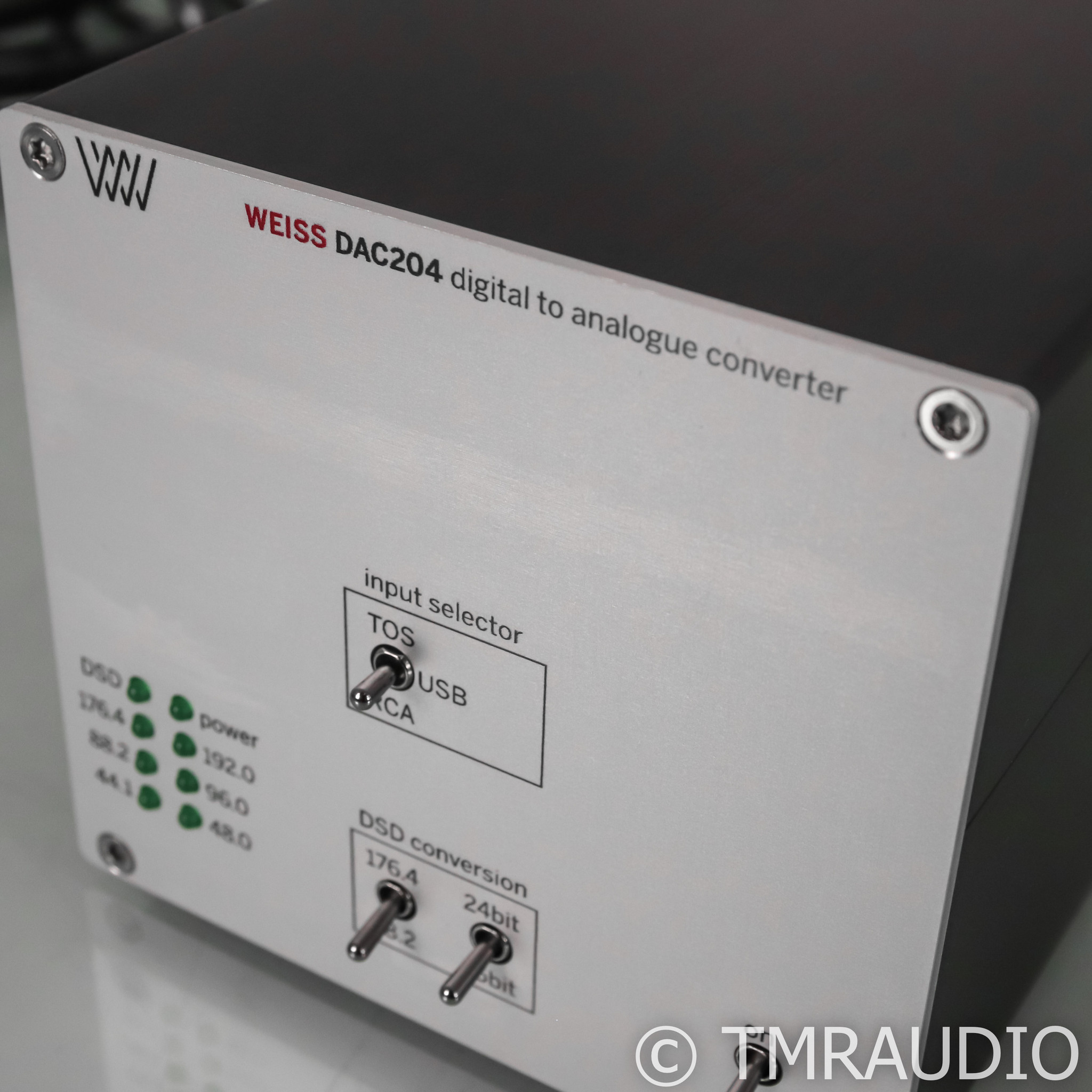 Weiss DAC204 D/A Converter; Silver (Open Box) - The Music Room