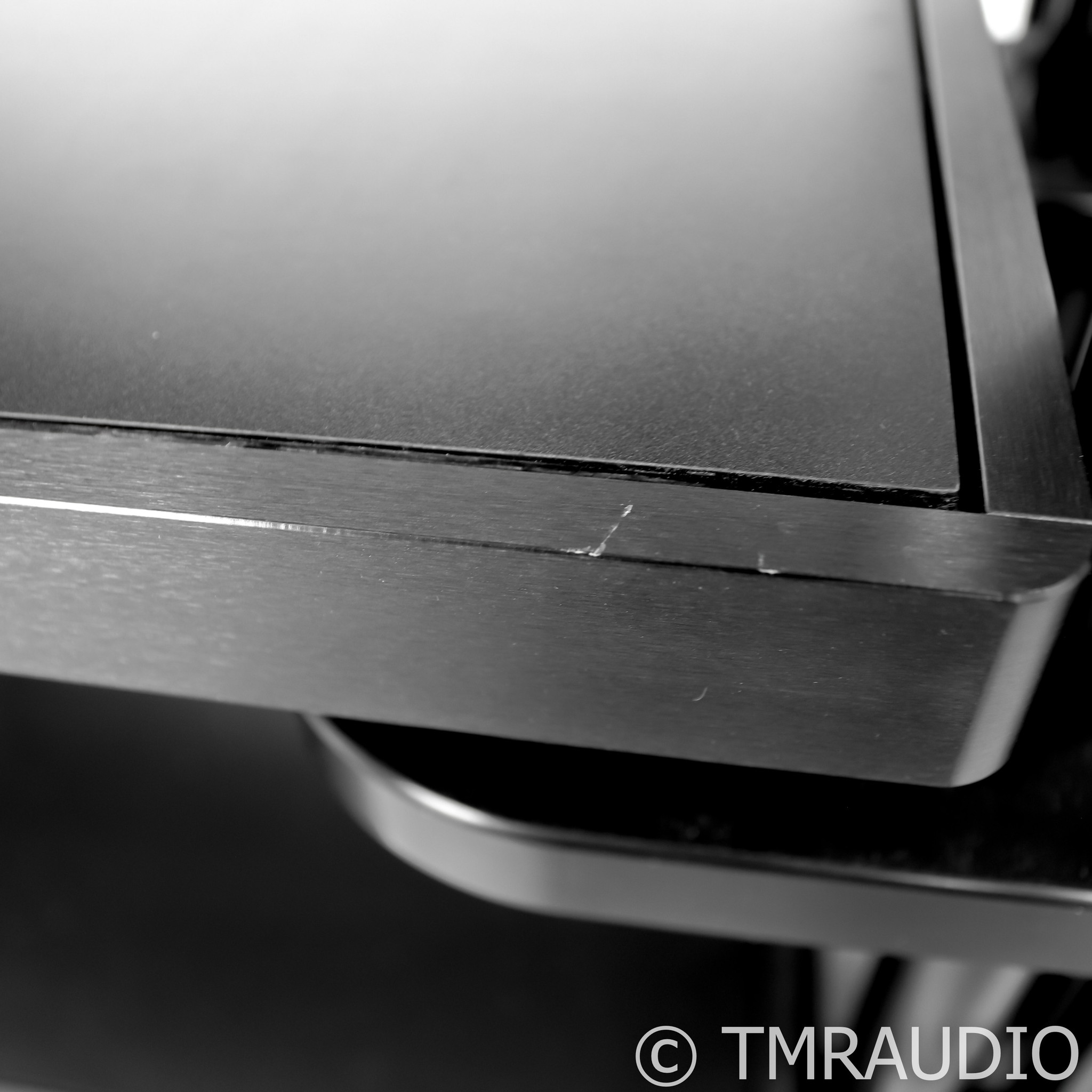 HRS SXR Component Isolation Rack; Black; Stand System - The Music Room