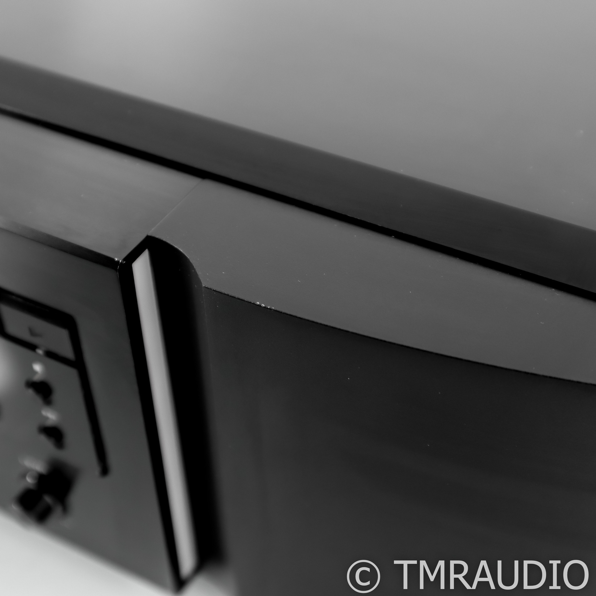 Marantz SA-KI Ruby DAC / SACD / CD Player; SAKI Ruby - The Music Room