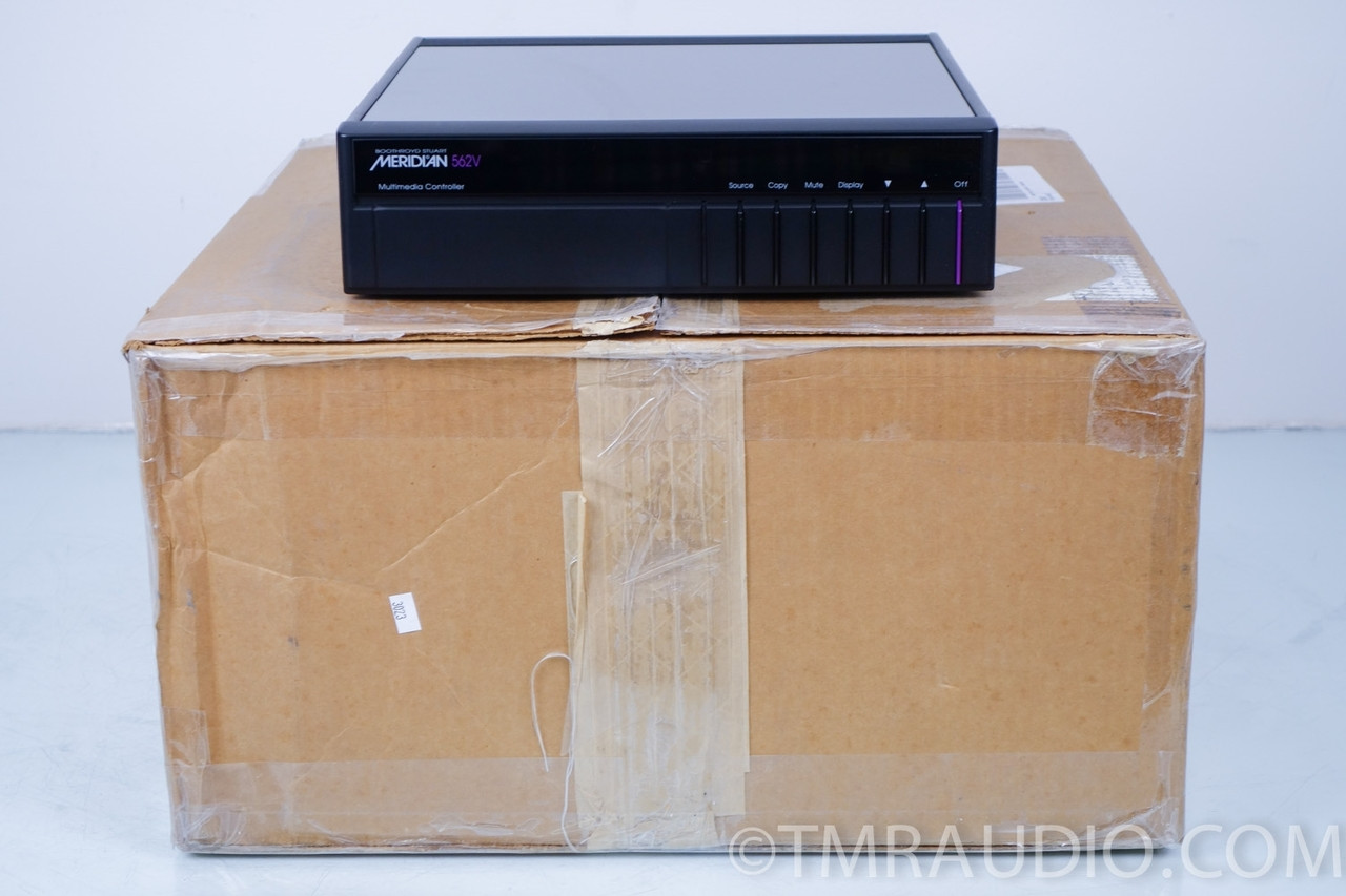 Meridian 562V Multimedia Controller / Preamplifier / Processor in ...