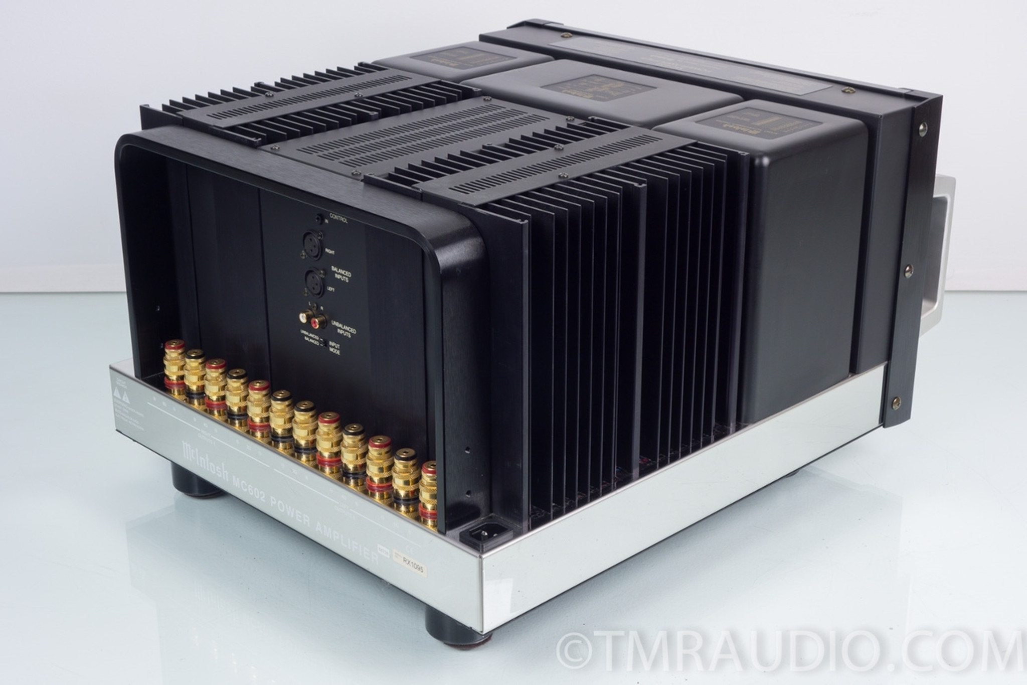 McIntosh MC602 Stereo Power Amplfier; 600 watt / Ch! MC 602 Amp - The Music Room