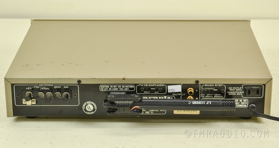 Marantz ST500 Stereo Digital AM / FM Tuner