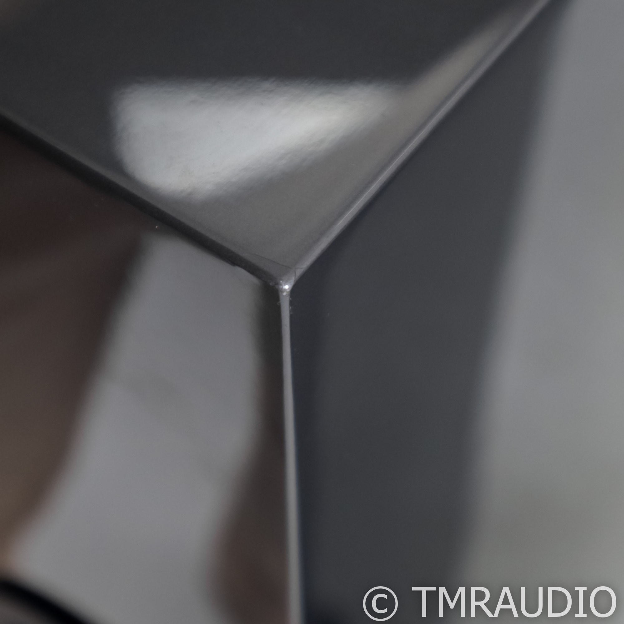 KEF R7 Meta Floorstanding Speakers; Titanium Gloss Pair - The Music Room