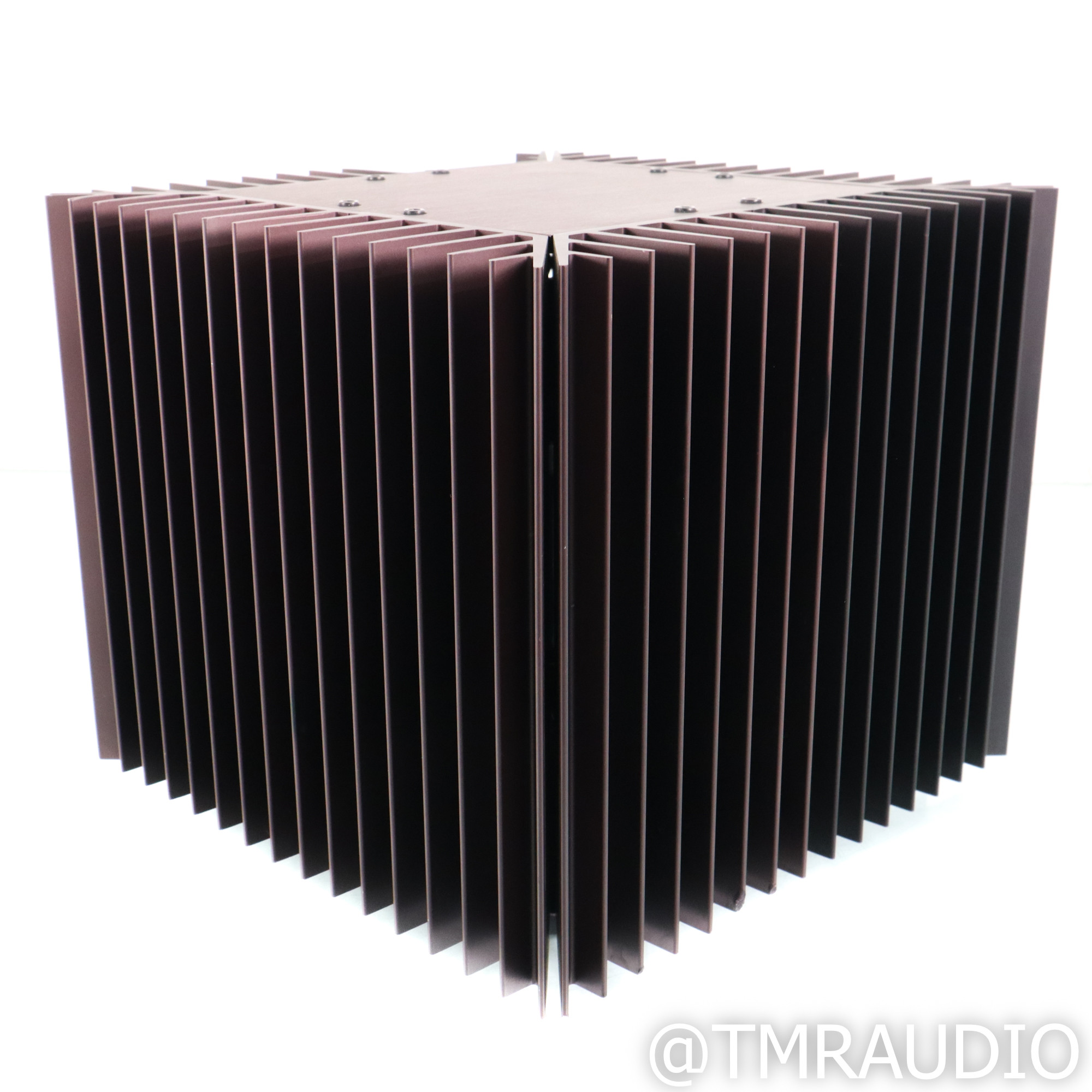 Pass Labs Aleph 5 Stereo Power Amplifier (1/2) - The Music Room