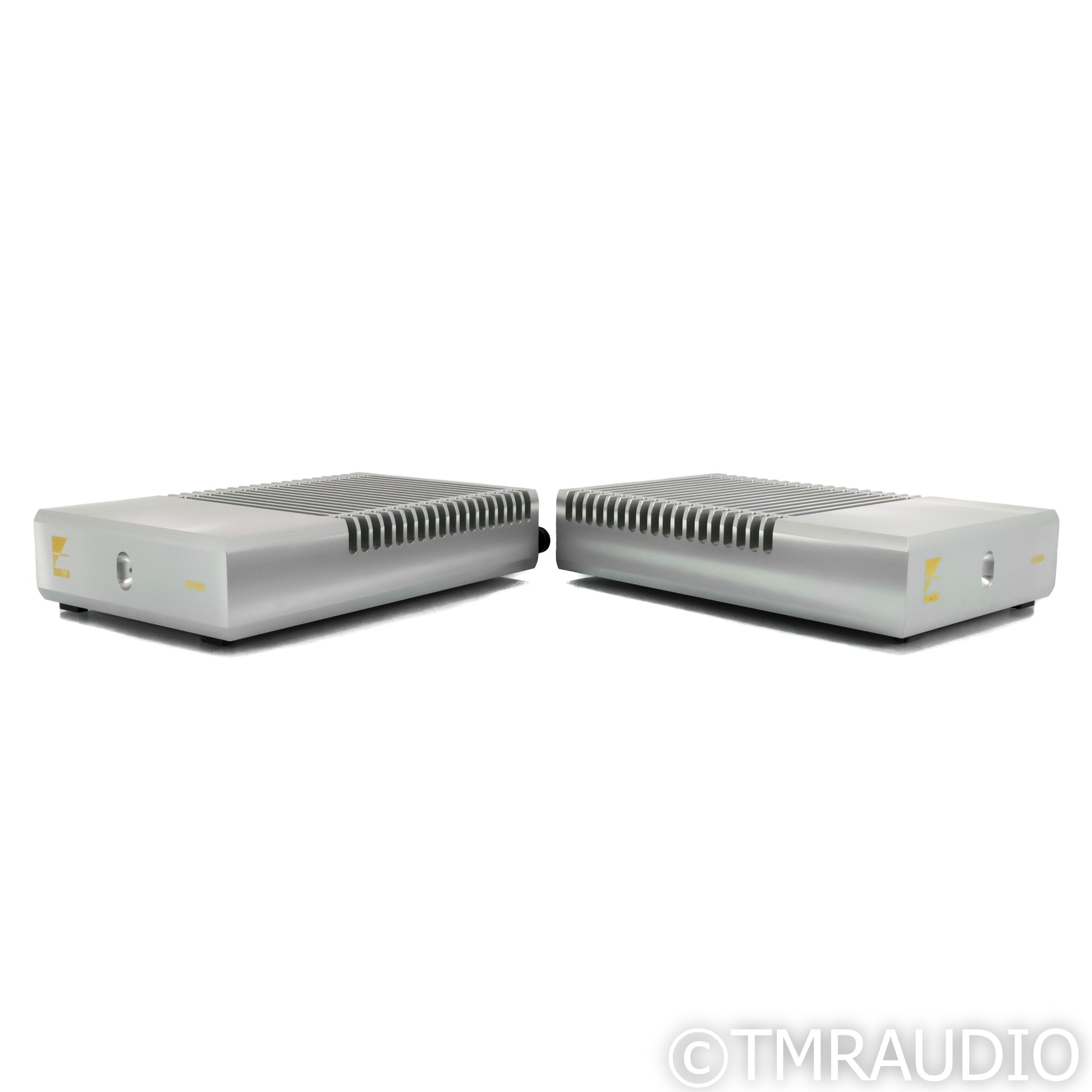 Ayre Acoustics MX-R Twenty Monoblock Power Amplifiers; Pair - The Music ...