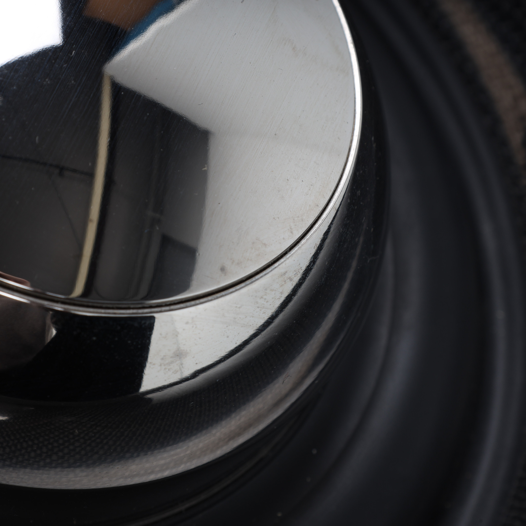 Wilson-Benesch Torus Infrasonic Generator 15" Subwoofer; Black w ...