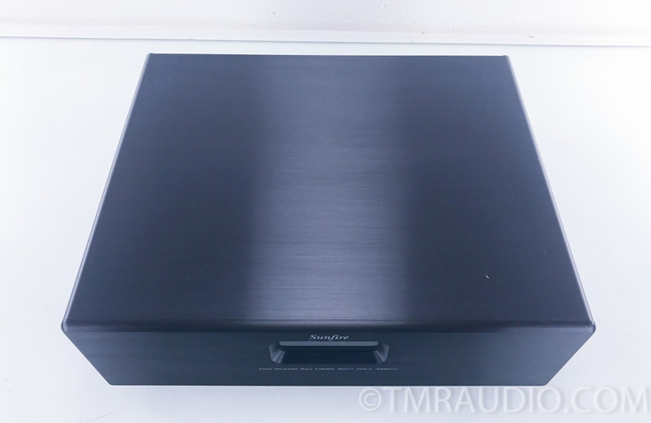 Sunfire 300x2 Power Amplifier; Load Invariant Stereo Power Amplifier ...