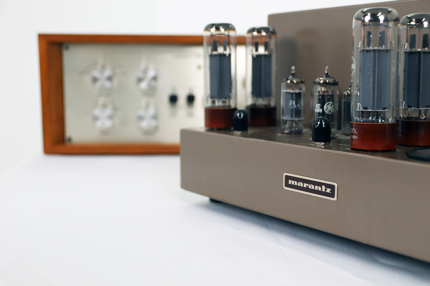 Walk a Thin Line - Legendary Vintage Marantz Model 7C and 8B ...