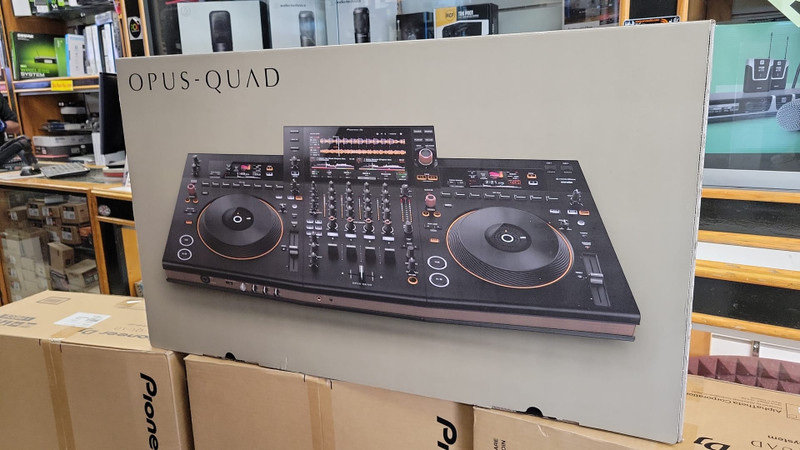 Pioneer OPUS-QUAD 4-Deck All-In-One DJ System Rekordbox and Serato ...