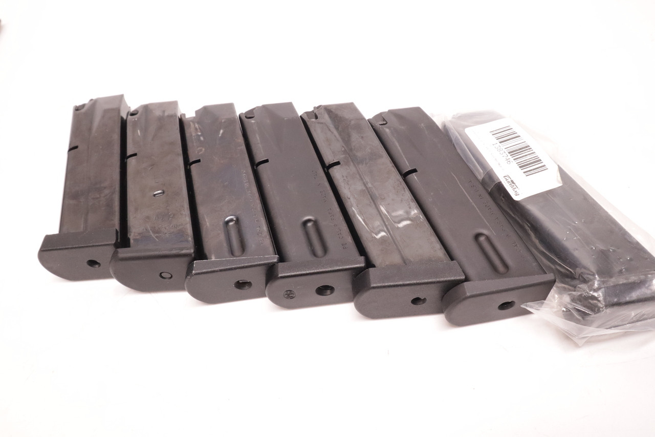 Beretta 92FS 9mm with 7 Magazines