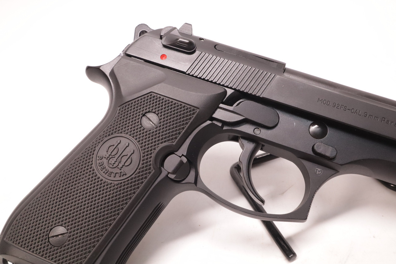 Beretta 92FS 9mm with 7 Magazines