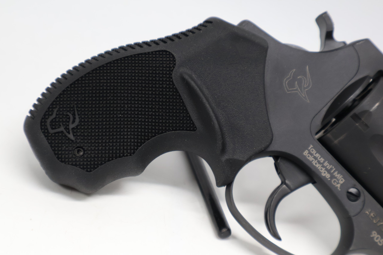 Taurus Model 905 9mm