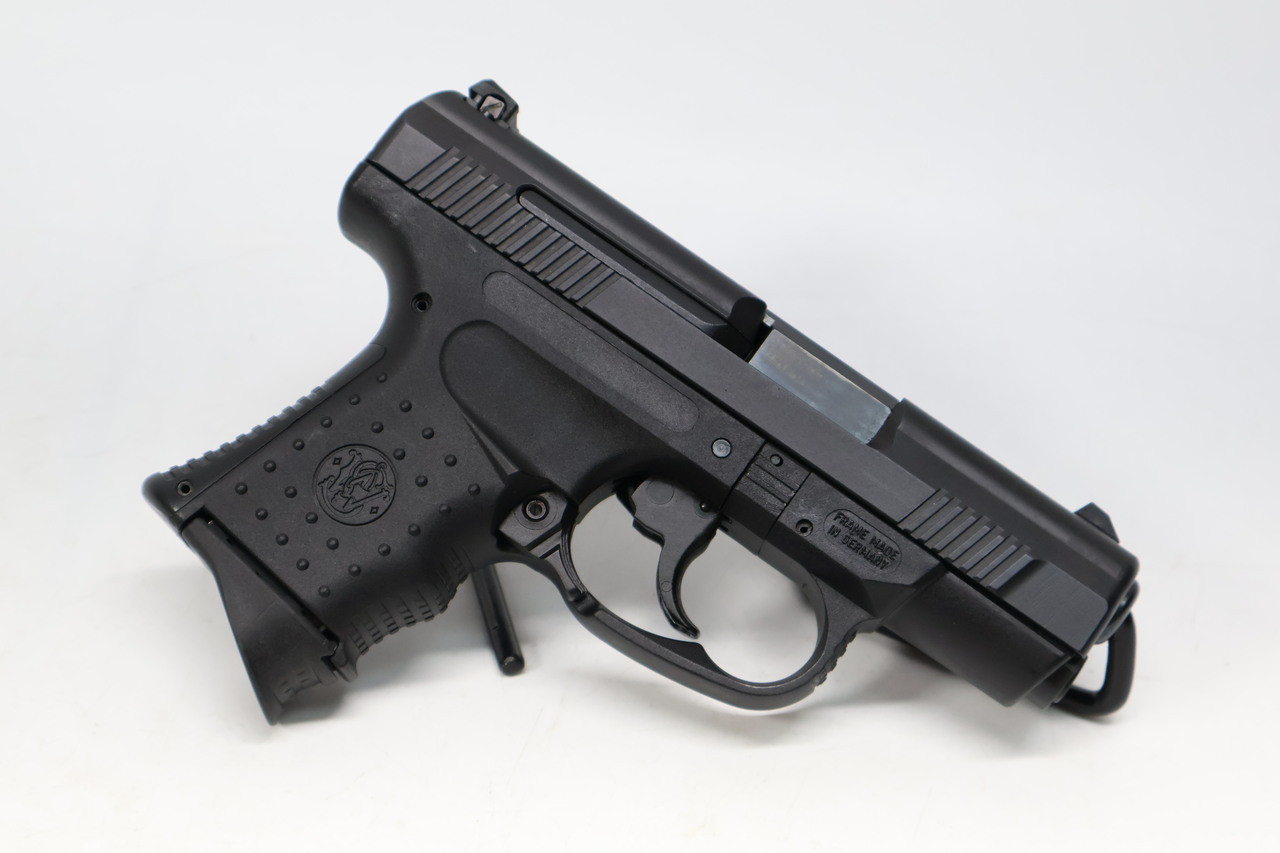Smith & Wesson SW99C 9mm