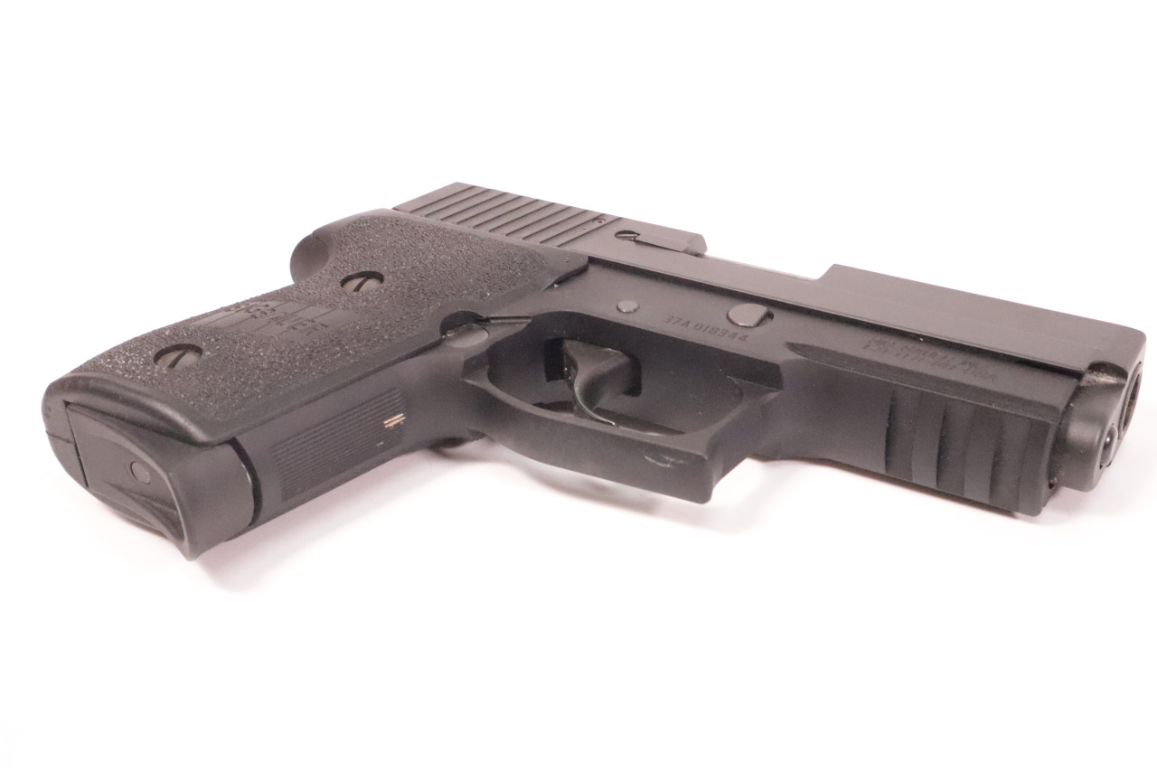 Sig Sauer P220 Compact .45 ACP