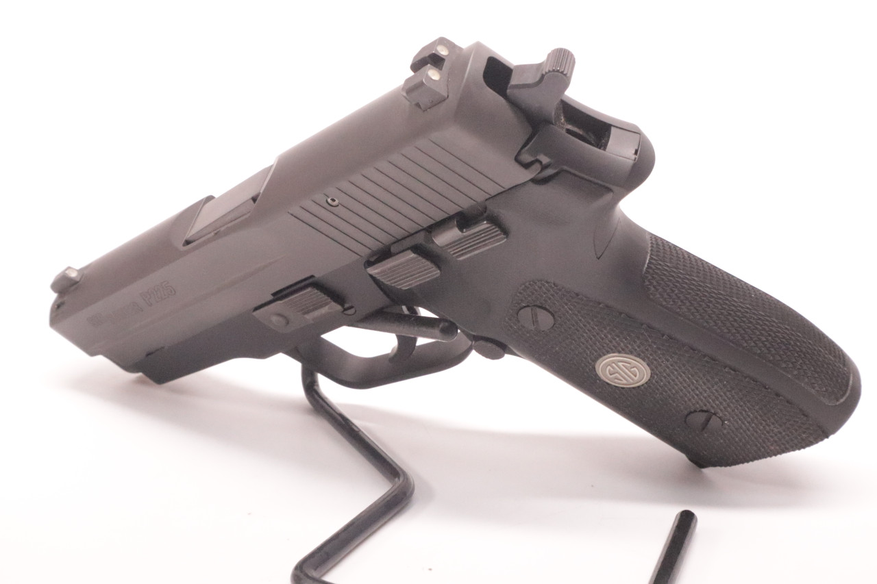Sig Sauer P225 9mm
