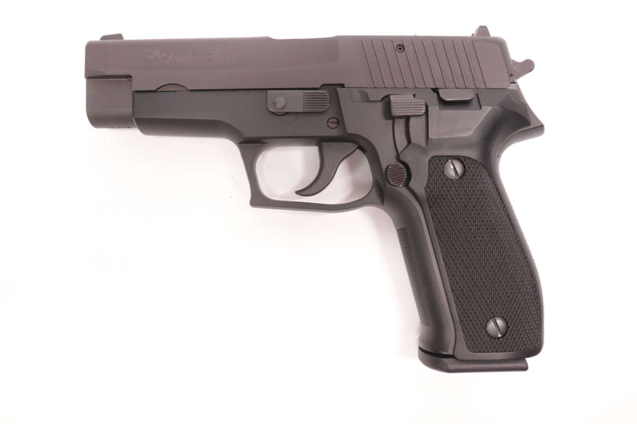 Sig Sauer P226 German 9mm