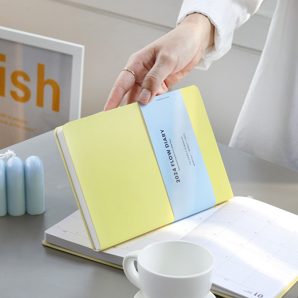 ICONIC 2024 Flow Diary (6 colours)