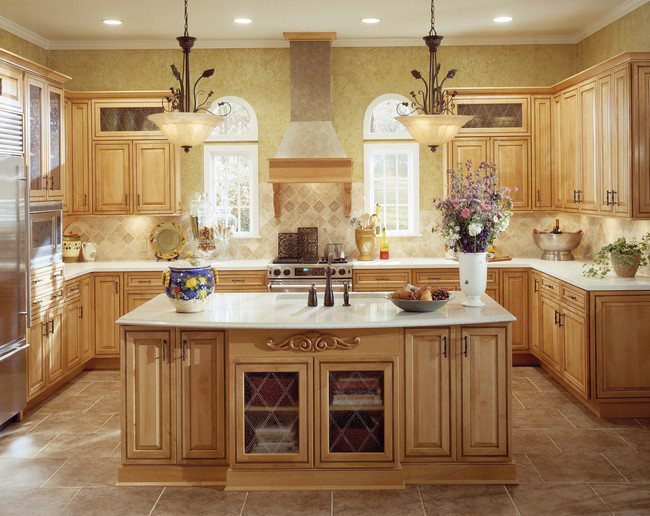 Kraftmaid Kitchen Cabinets Square Raised Panel - Solid (CRM) Maple in ...