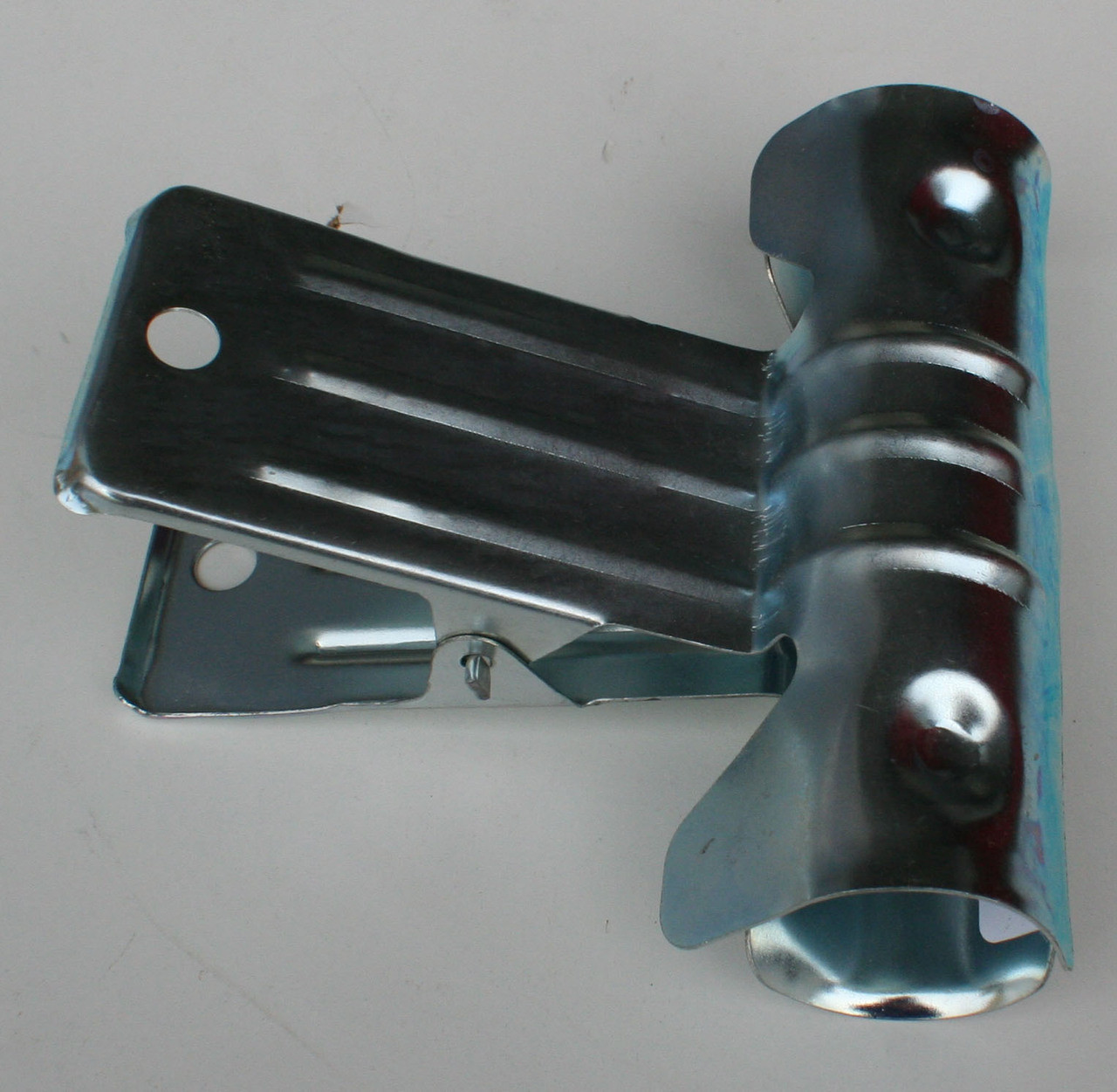 Tail Clamp - The Cattle Shop
