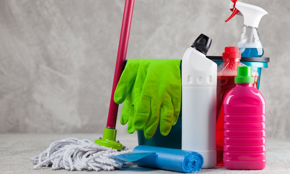 The Dos & Don’ts of Retail Store Cleaning - Cleaning Stuff