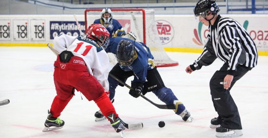 Don't Forget Your Sports Goggles This Hockey Season - GogglesNMore