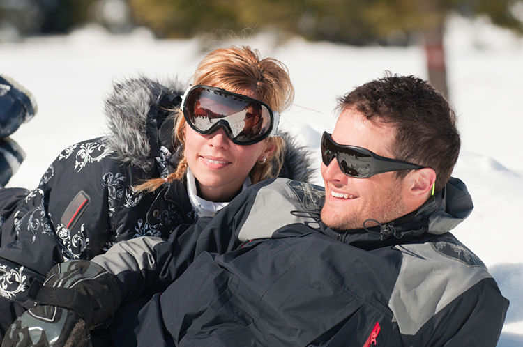 Taking Extra Care of your Eyes in Cold Weather - GogglesNMore