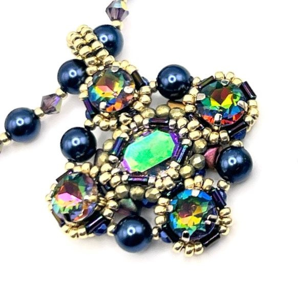 Laurena Pendant | Eureka Crystal Beads