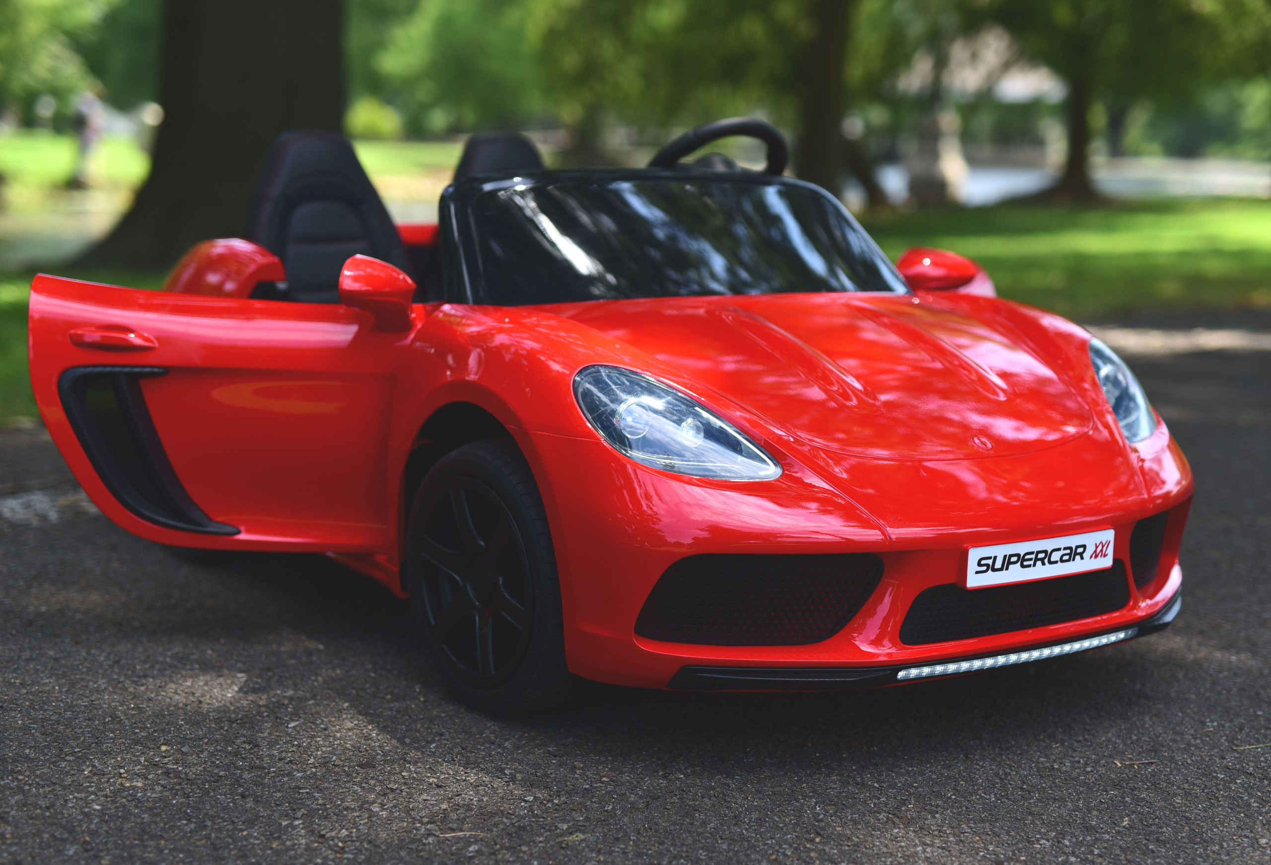 Giant 24v Big Kids Ride On Super Car XXL 180W Motor & Rubber Tires ...