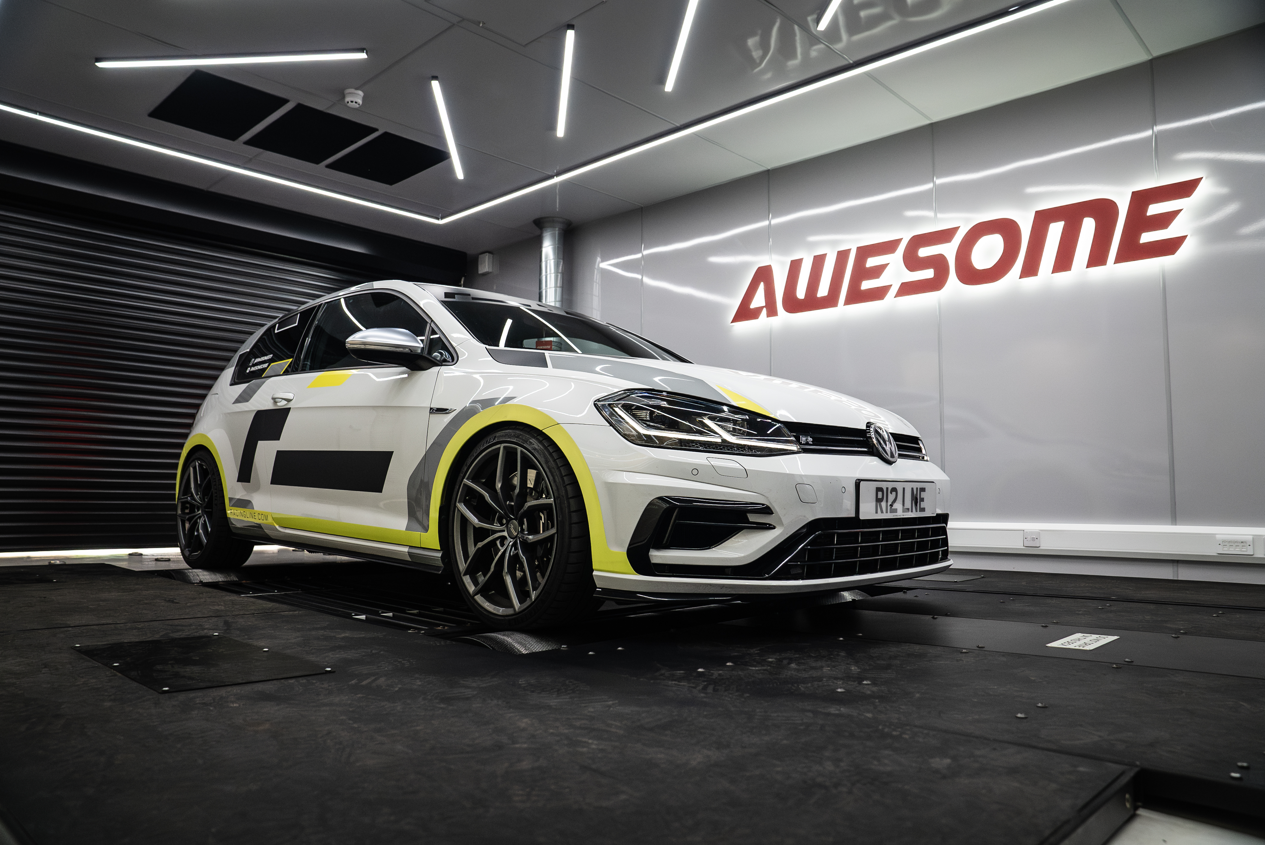 Vehicle Spotlight: Awesome / Racingline Golf R - Awesome GTI ...