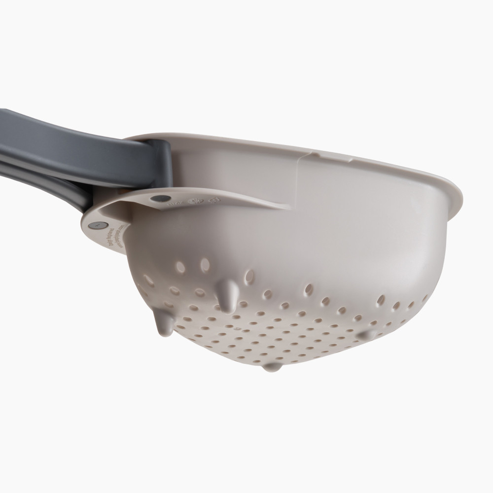 Joseph Joseph Droplet Mini Colander with Folding Handle | Howards ...