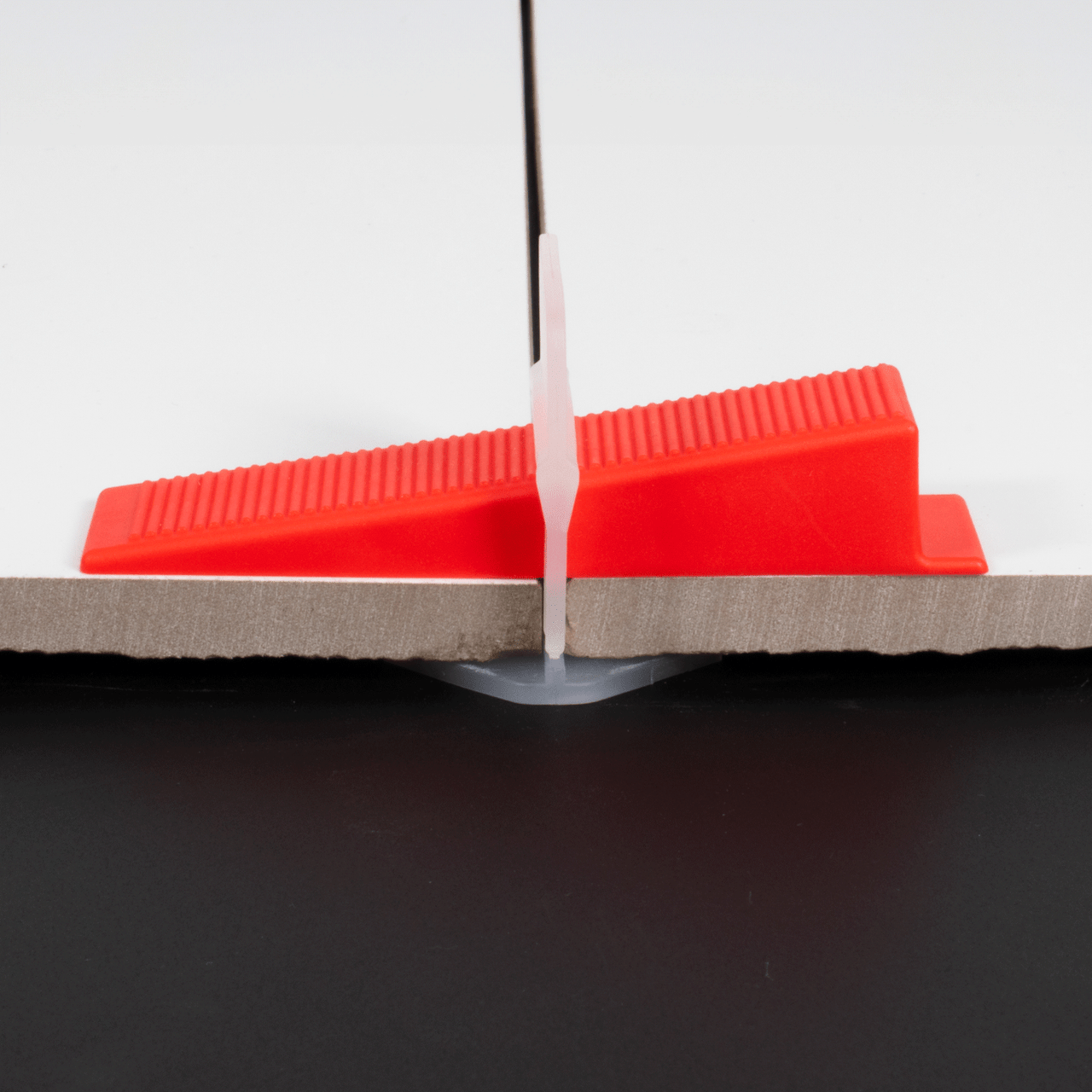 TekTools Plastic Tile Levelling Wedges - The Wetroom Store