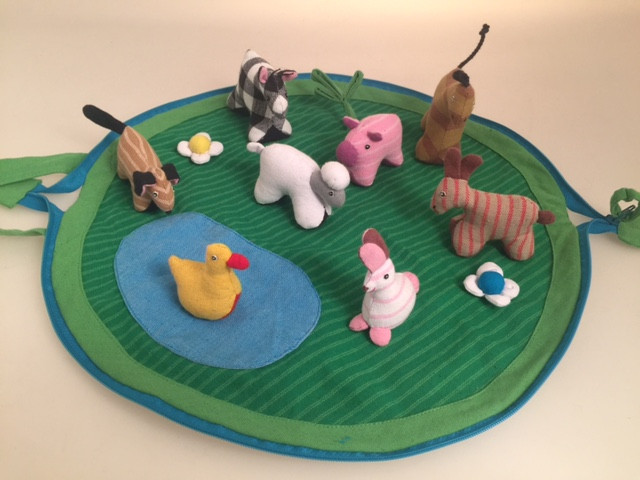 Farm Pouch - Papoose Toys Pte Ltd