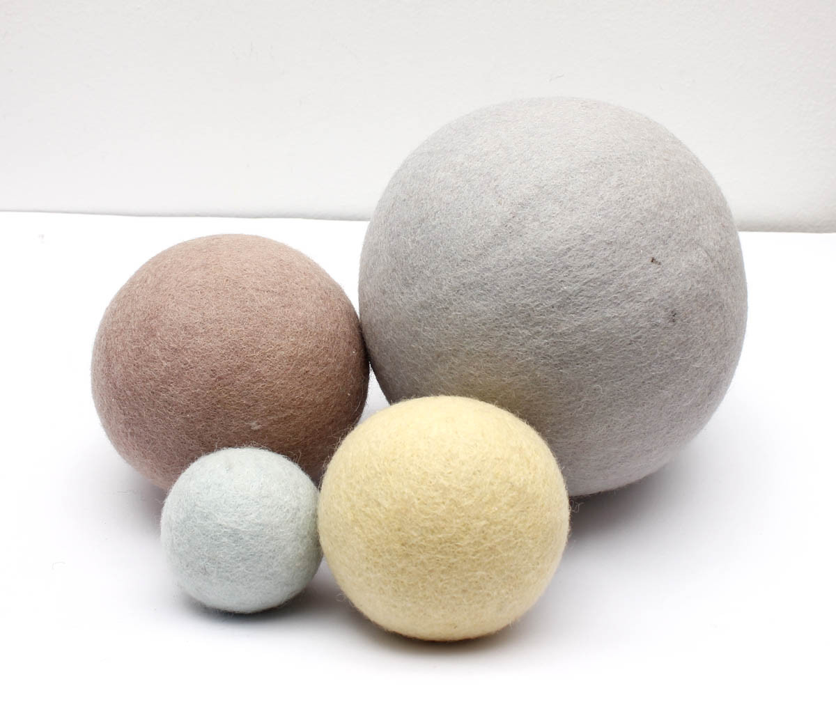 Pastel Ball Set/4pc - Papoose Toys Pte Ltd