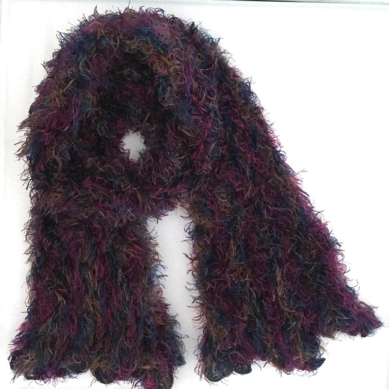 Magic Scarf - Treasure Island