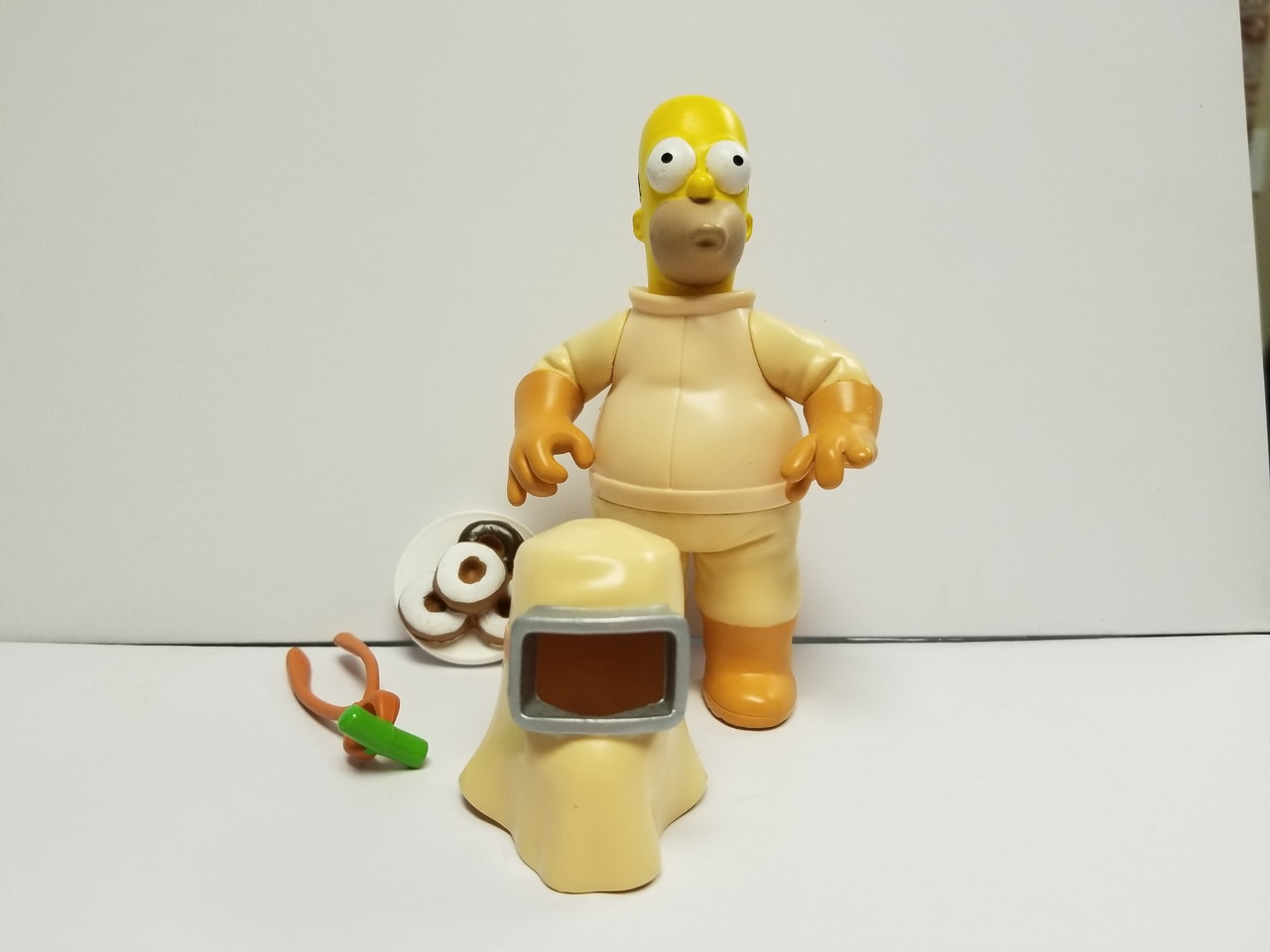 The Simpsons - Radioactive Homer Playmates Interactive Figure - Annie ...